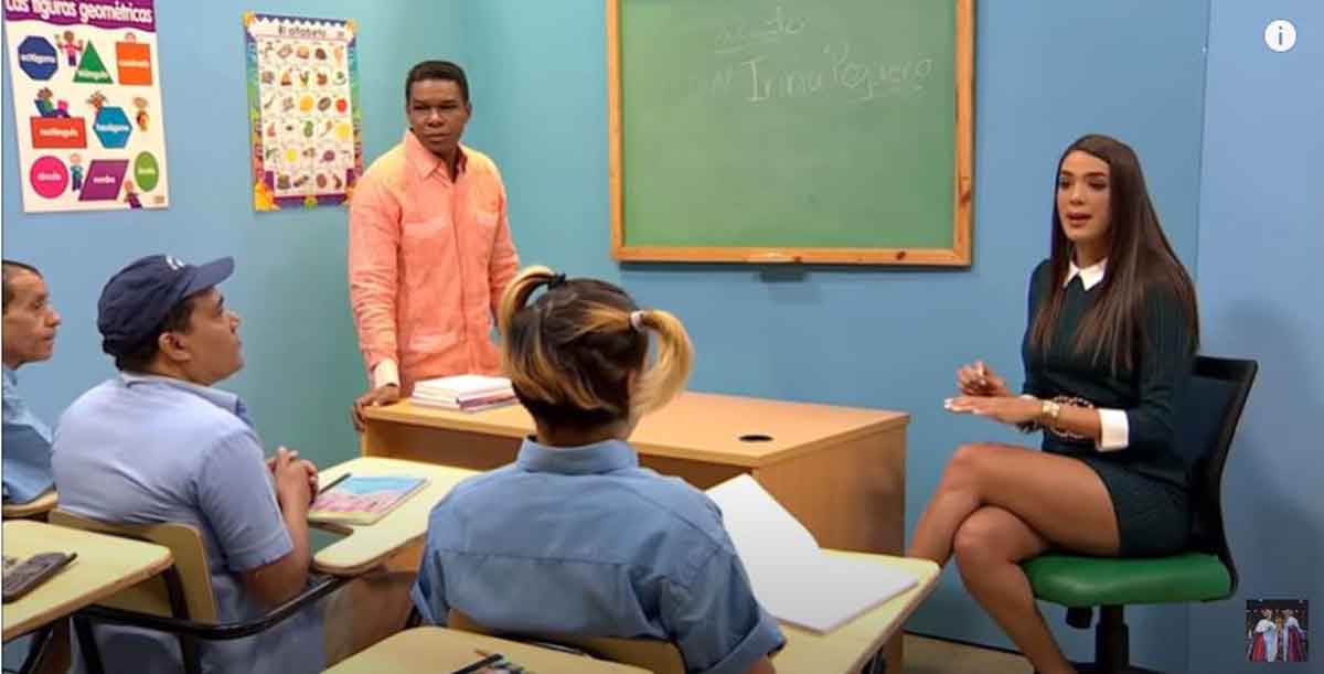 La Escuelita El Show De Raymond Y Miguel Color Visión