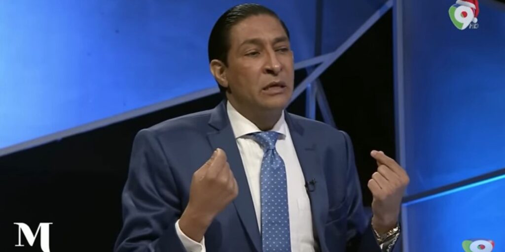 El profesor Iván Gatón conversa de lo geopolítico, del mundo de hoy y ...