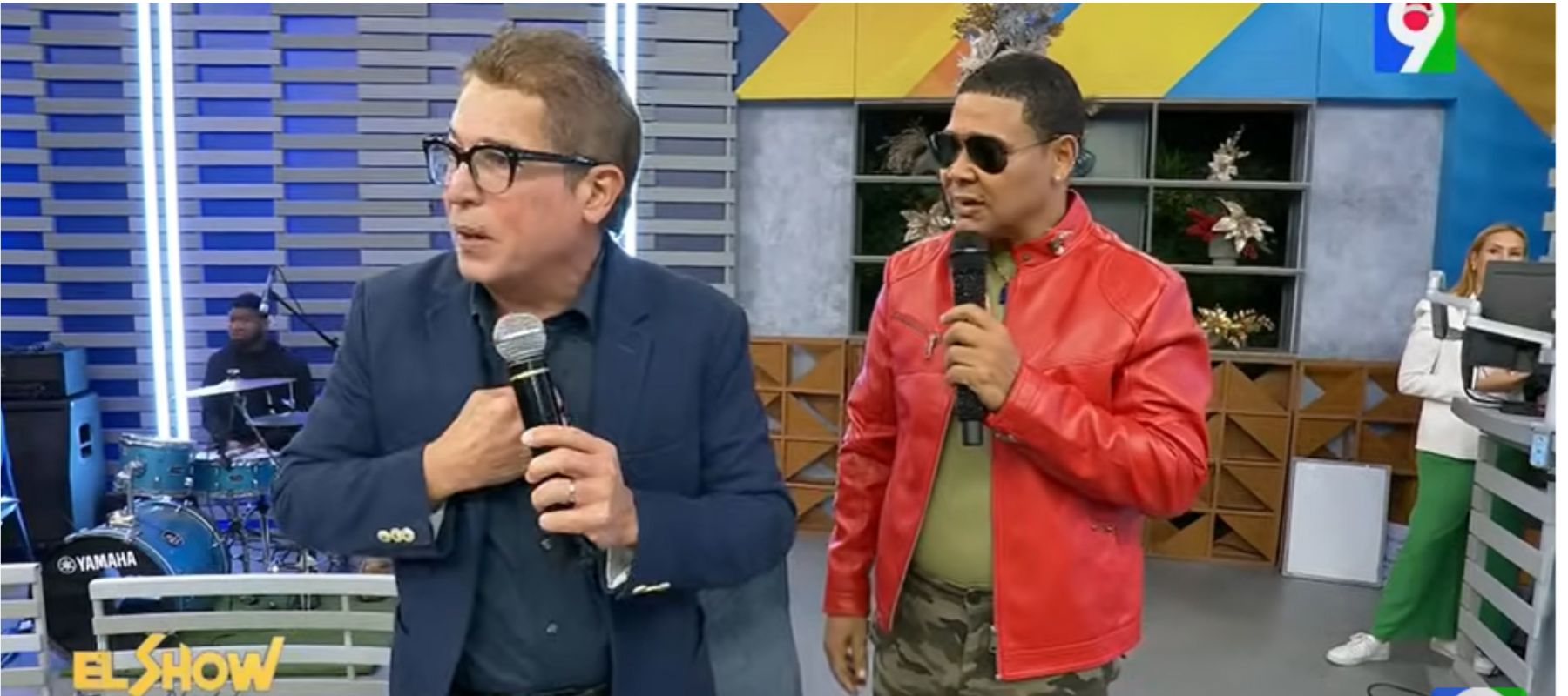 El Jeffrey “El Canta Lindo” en El Show del Mediodía - Color Visión