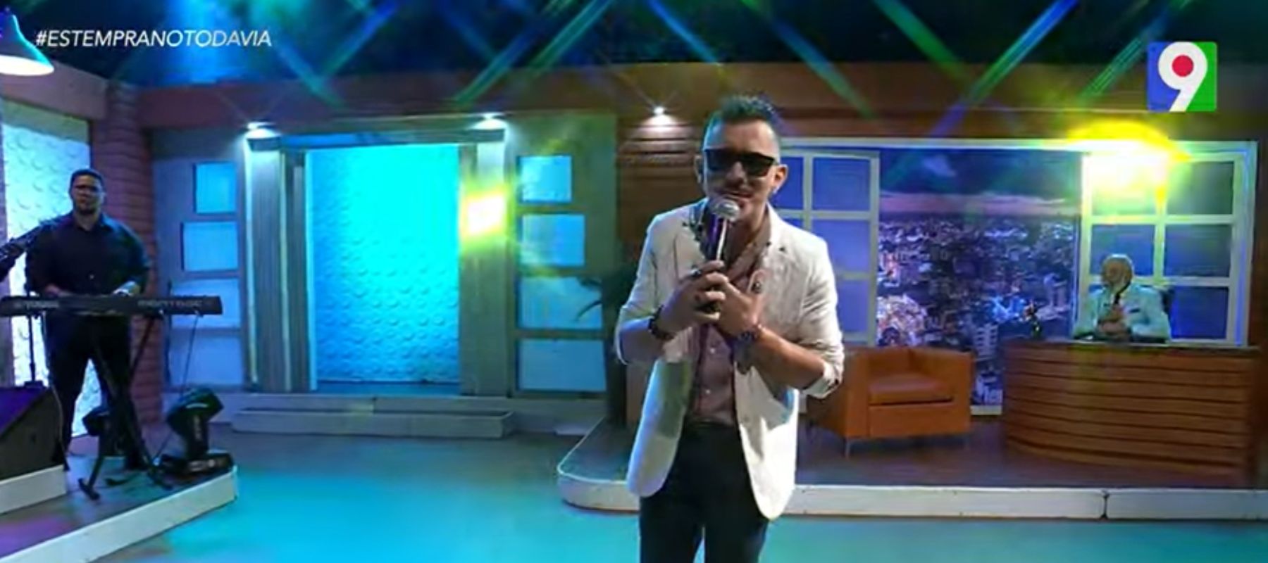 Omar Quezada deleita con su buena música en celebración de Don Jochy ...